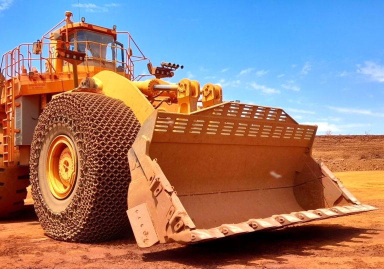 Mining Lip Systems for Surface Mining | CR Mining
